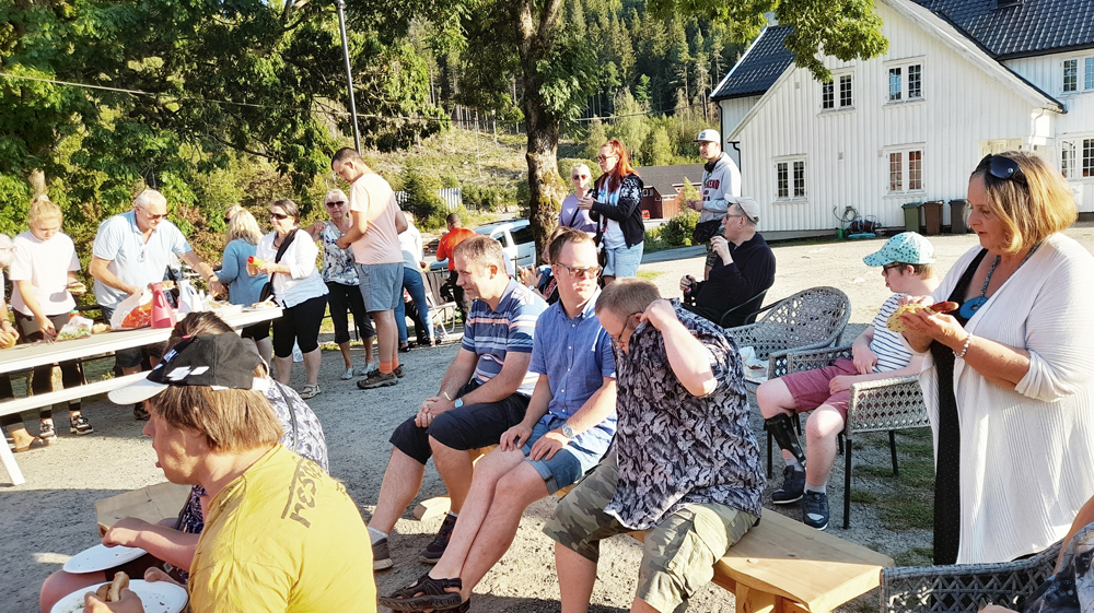 Stor stemning på NFU’s sommerfest på Rislåvollen Gård - Birkenesavisa